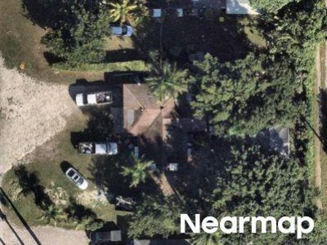 NE 12th Ave