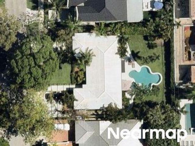 NE 17th Way