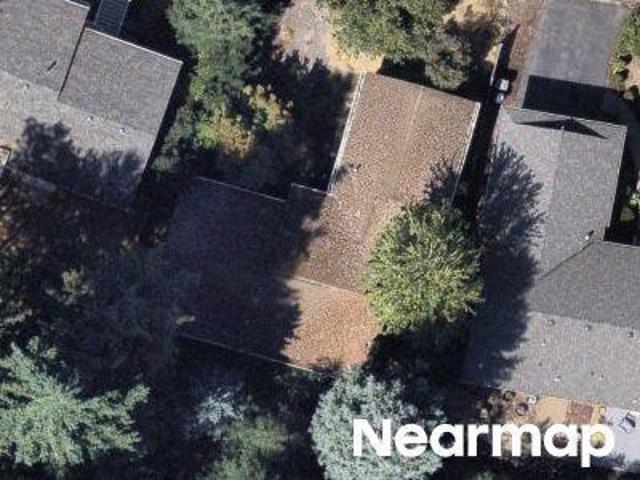 NE 141st St