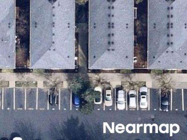 NE 146th Ave Apt 4