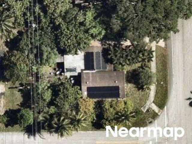 NE 14th Ave