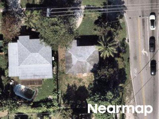 NE 159th St