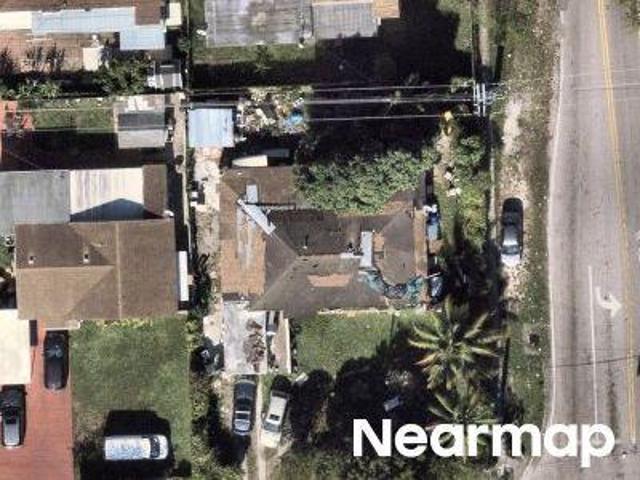 NE 159th St