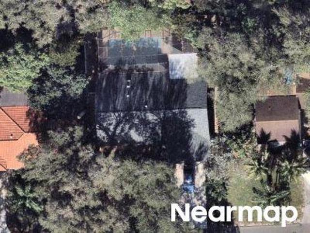 NE 162nd St