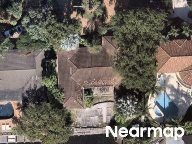 NE 168th St
