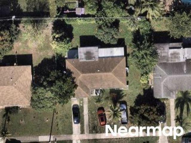 NE 169th Ter