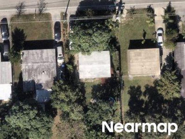 NE 183rd St