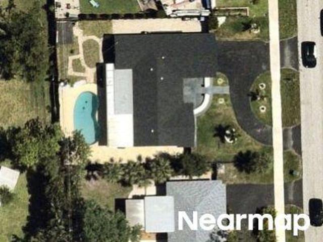 NE 18th Ave