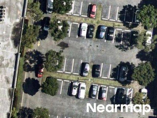 NE 192nd St Apt 4qa