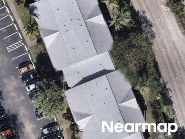 NE 199th St Apt 207