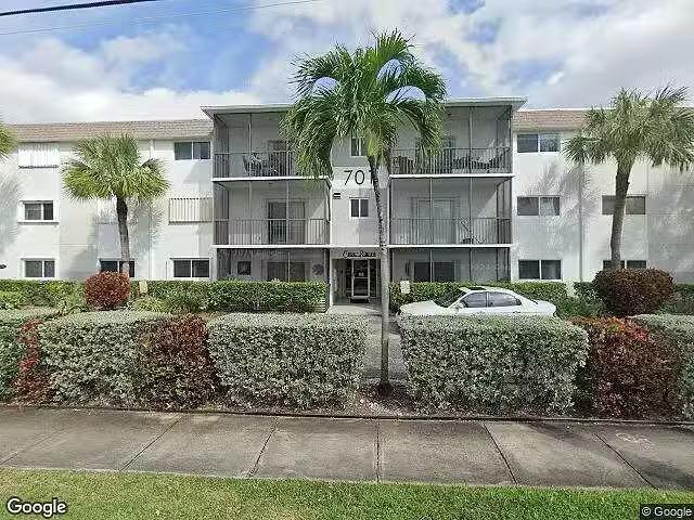 Ne 1St Ct, Hallandale Beach, FL 33009