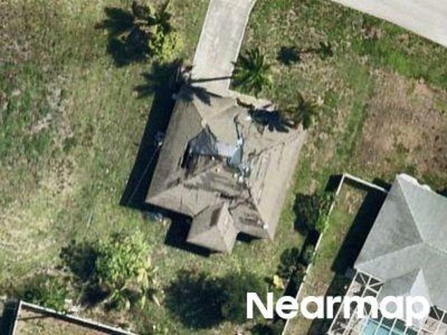 NE 23rd St