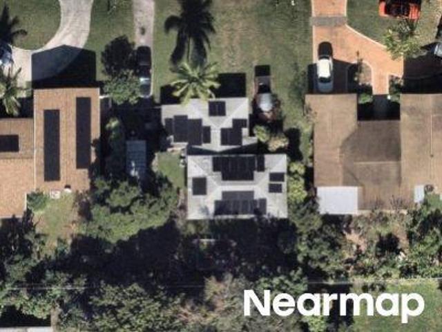 NE 202nd St