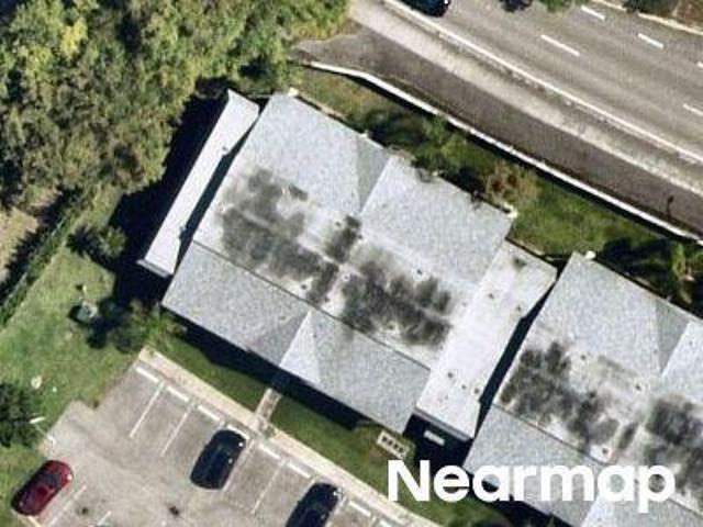 NE 207th Ln