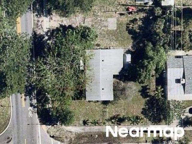 NE 210th Ter