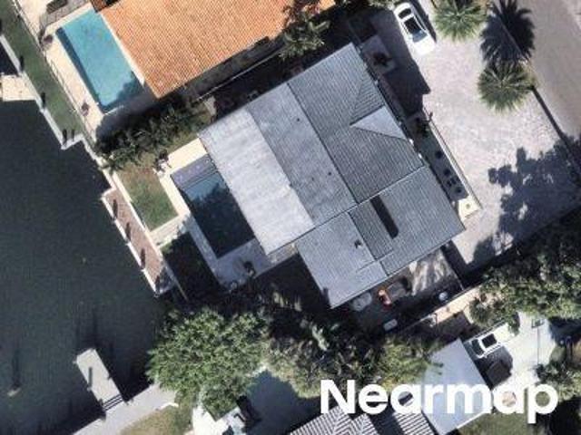 NE 32nd Ave