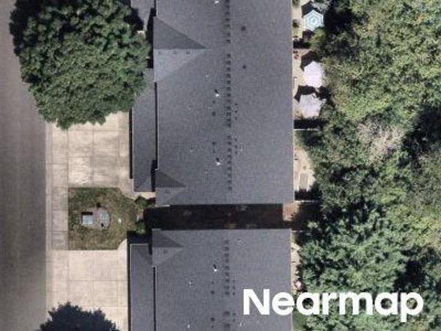 NE 38th Ave