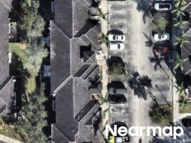 NE 3rd Dr Unit 204