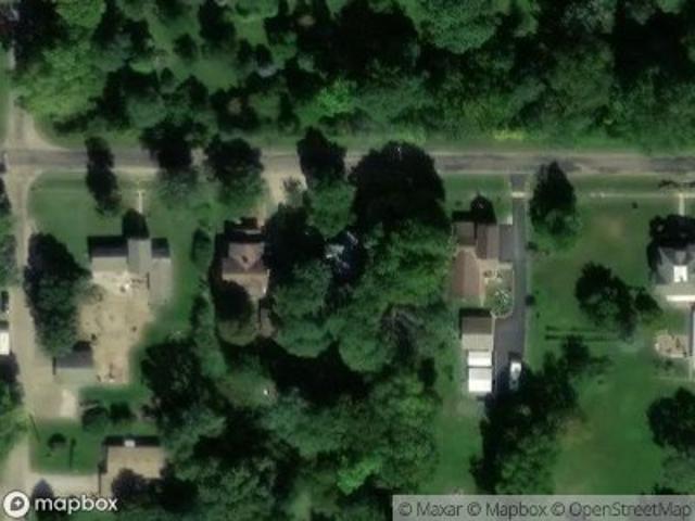 NE 3rd St