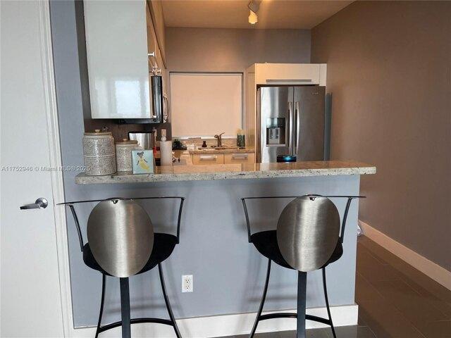 Ne Th St Apt,miami, Condo For Sale