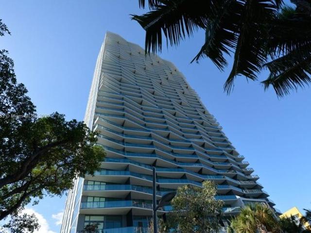 Ne Th St Apt,miami, Condo For Sale