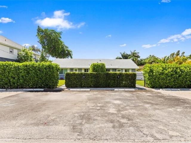 Ne Th St, Oakland Park, Home For Sale
