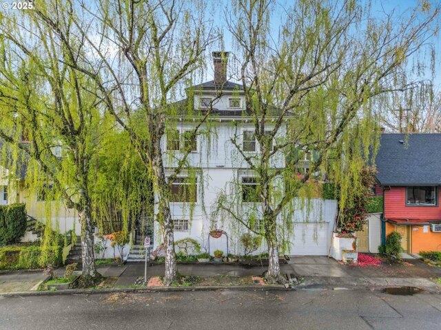 Ne Broadway St, Portland, Home For Sale