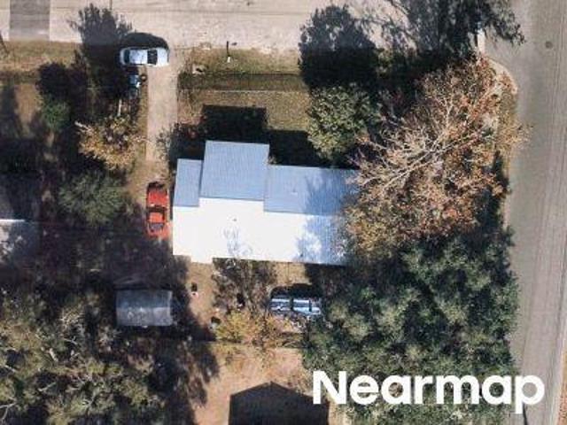 NE Cherry Ln
