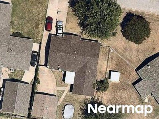 NE Cimarron Cir