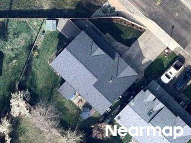 NE Garden Dr