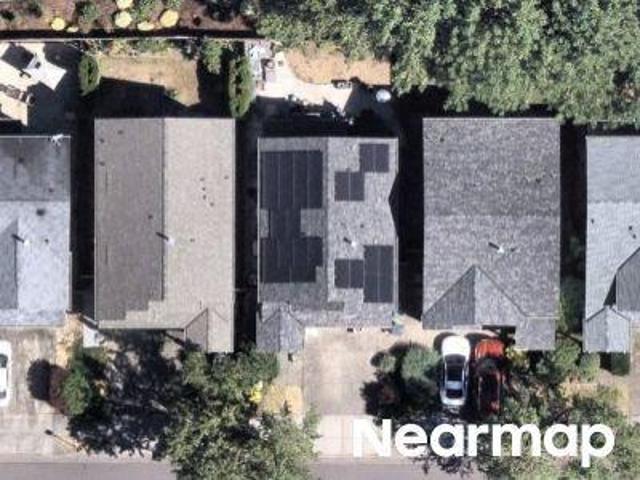 NE Hidden Creek Dr