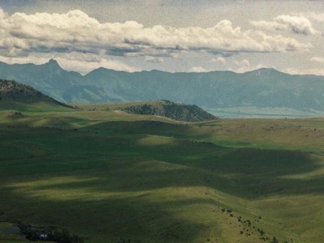 NE Horseshoe Gulch Rd N, Manhattan, MT 59714