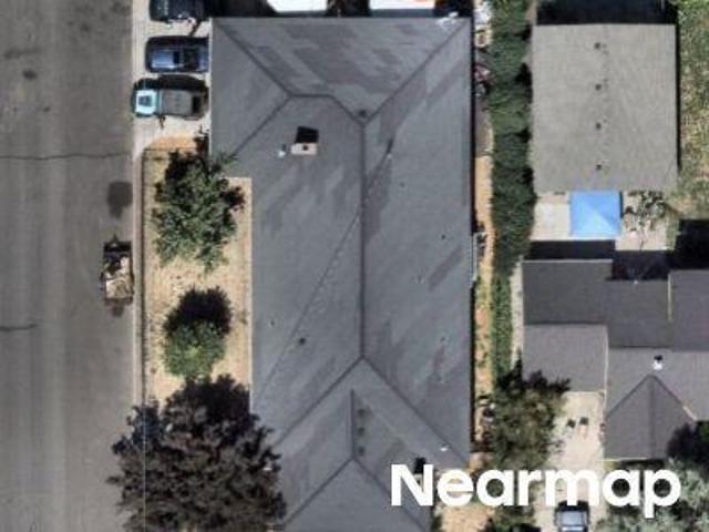 NE Idlewood St
