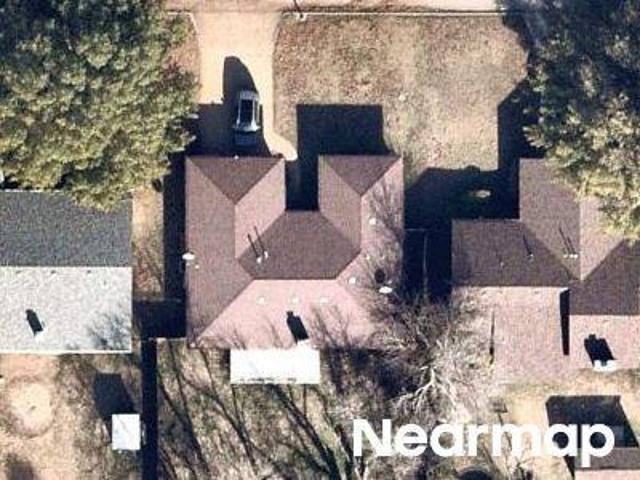 NE Lancaster Ln