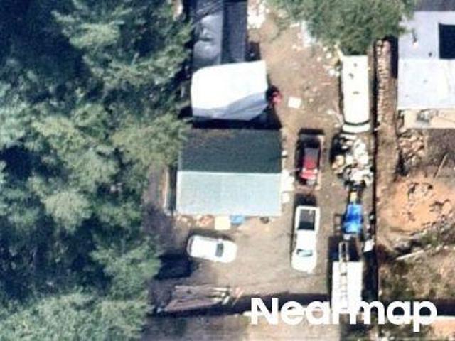 NE Madrona Ct
