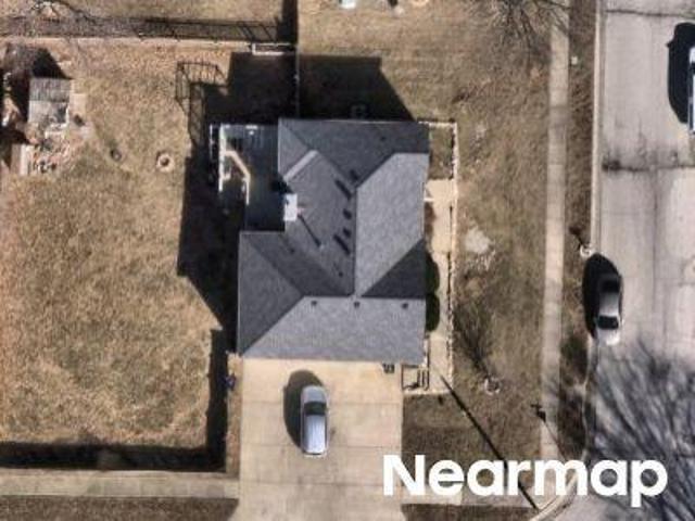 NE Maybrook Dr