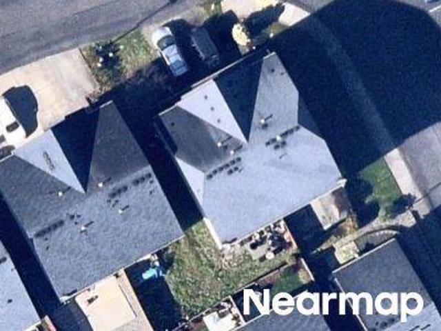 NE Miramar Cir