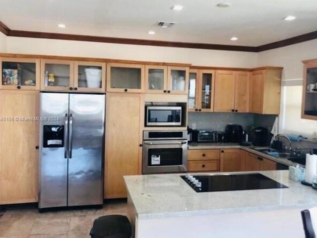 Ne Rd St Ste,aventura, Condo For Sale