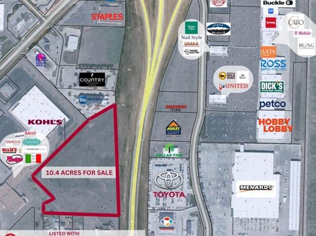 NE Schulman Ave, Garden City, KS 67846