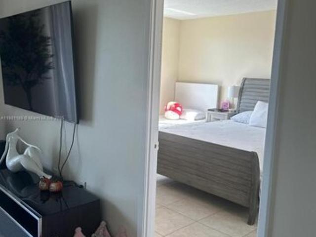 Ne St St Apt,miami, Condo For Sale