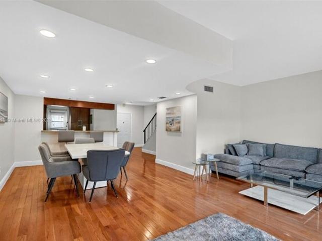 Ne St St Apt,north Miami Beach, Condo For Sale