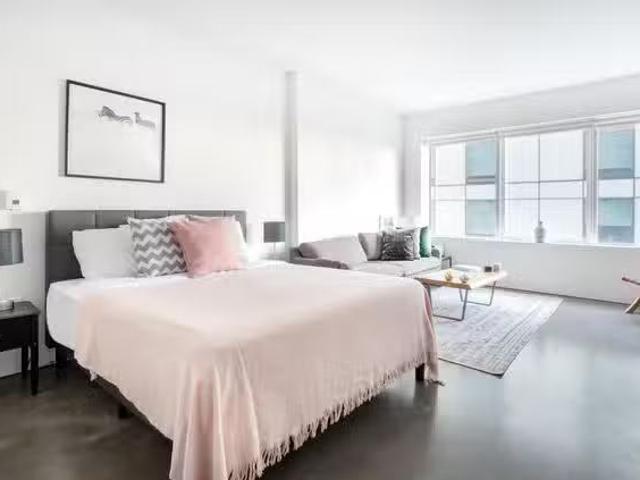 NEMA SF South Tower, 18 10th St, So Ma Studio 1 Bath