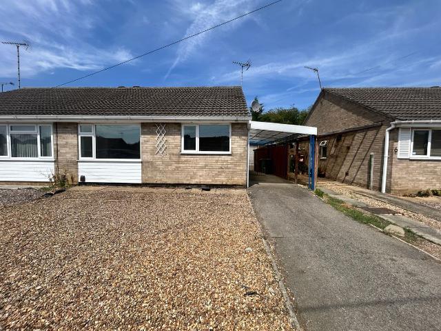 Nene Drive, Oadby, Leicester LE2, 2 bed bungalow to rent, £1,075 pcm | PrimeLocation