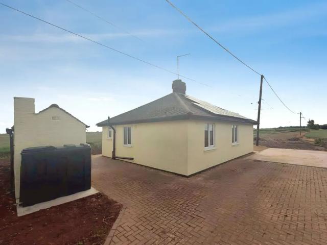 Nene Terrace Road