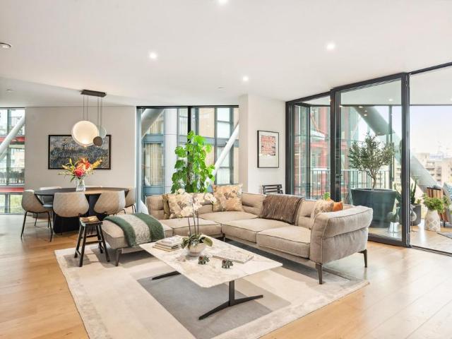 NEO Bankside, London SE1 2 bed flat to rent £5,850 pcm £1,350 pw