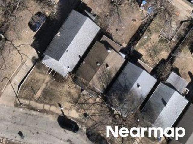 Neosho St