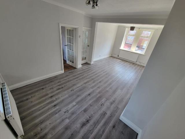 Neath SA11, 3 bed terraced house to rent, £795 pcm | PrimeLocation