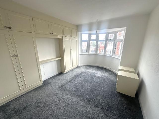 Neal Avenue Leicester, LE3 3BG