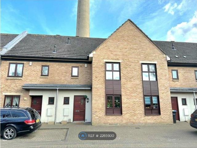 Near Side, Northampton NN5, 3 bed terraced house to rent, £1,450 pcm | PrimeLocation