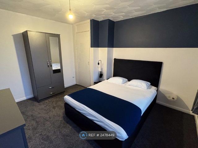 Near Vallens, Hadley, Telford TF1, Room to rent, £500 pcm | PrimeLocation